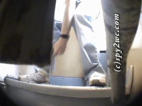 Russian Ladies Toilet Voyeur Video 3