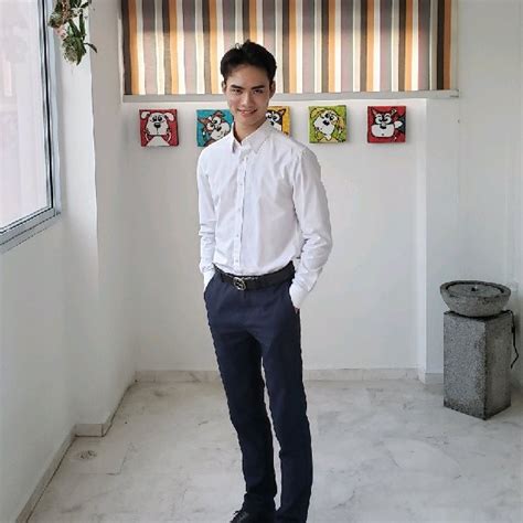 Junjie Wu Assistant Manager Grenadier Press Pte Ltd Linkedin