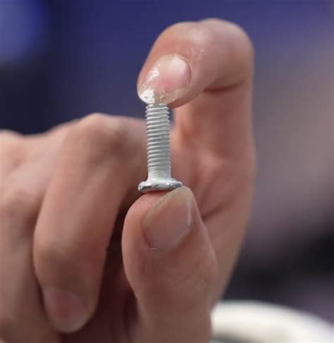 How To 3d Scan An Small Object？ Some Users Such As Jewelry Designers