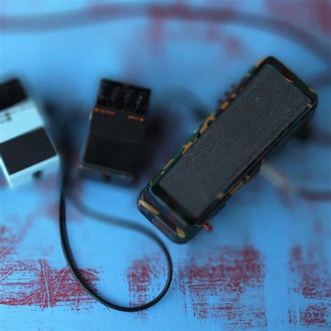 using volume pedals vs your volume knob get the most out of your guitar