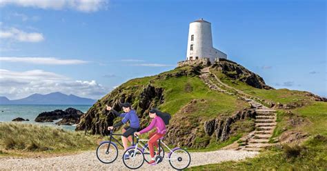 The Best Cycle Trails In Anglesey Romanas Italian Tre Ysgawen Hall