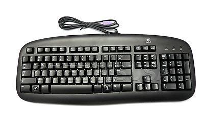 Logitech Deluxe Keyboard PS Reconditioned