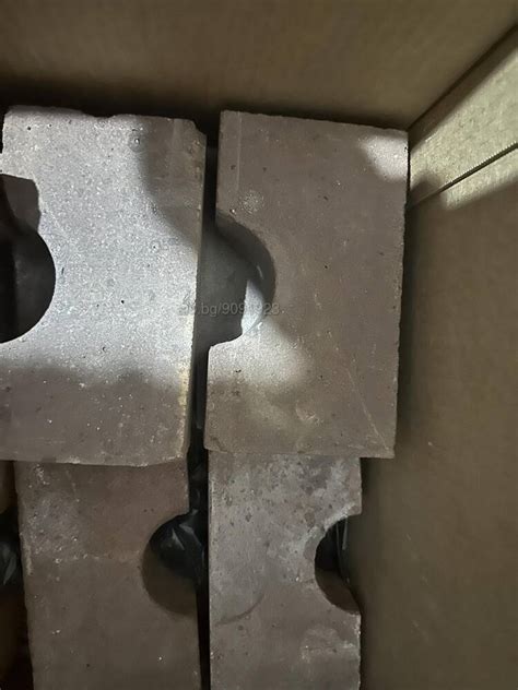 Огнеупорни тухли Строителни материали Благоевград Огнеупорни тухли от акумулираща печк