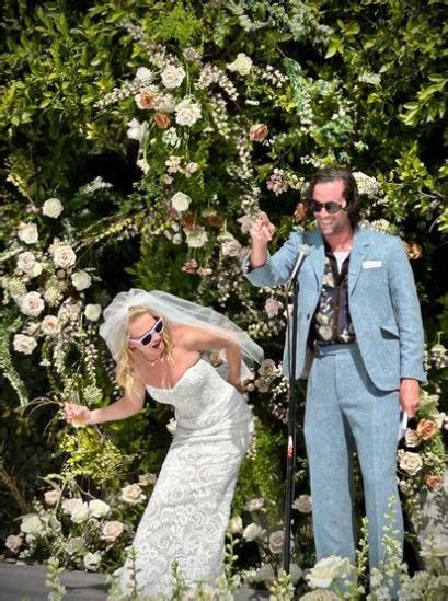 Who Is Paul Floyd Britt Robertsons Husband Uncovering The Mystery Celebrities Infoseemedia