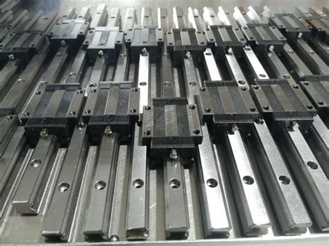 Hg Series Linear Guide Black Heavy Load Linear Rails And Linear Guides