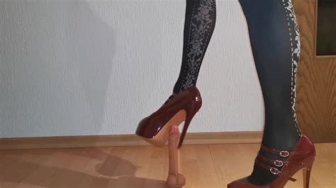 艾米安排娘娘腔肛门训练和玻璃射精 艾米安排娘娘腔肛门训练和玻璃射精