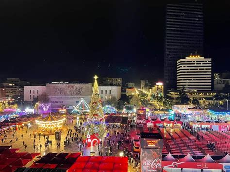 „Волшебна“ Тирана за Божик и Нова Година ФОТО Македонски весник Илинден