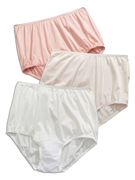 Vanity Fair Womens Classic Ravissant Full Brief 3 Pack Style 15711