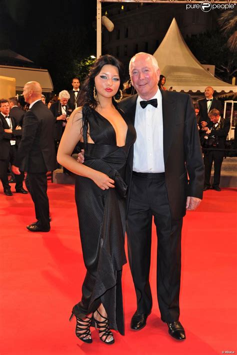 Le Producteur De Films X Marc Dorcel Au Bras De L Actrice Porno Anna Paulina L Occasion De La