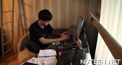 Engaging Brunette Darling Bangs Well Eporner