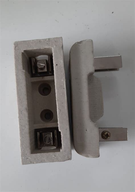 16a Fuse At Best Price In Nashik By Bhagyalaxmi Traders Id 22488774812