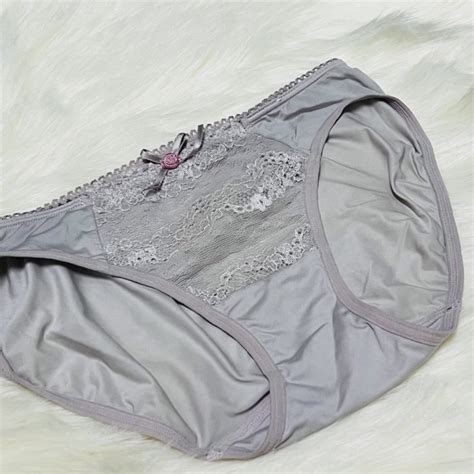 กางเกงใน เก่าๆ ใส่จนเยิน ขาดนิดนึง หอมยั่วยวน Shopee Thailand