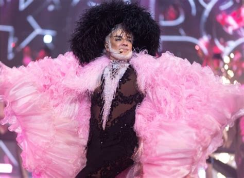 филипп киркоров в розовом Создать мем Meme