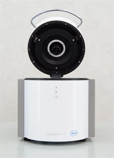 Roche Lc Carousel Centrifuge And Lightcycler 20 Pcr Fluorescentie Meter