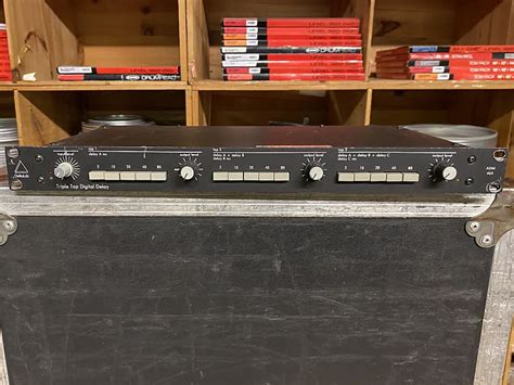 delta lab adm 465 triple tap delay reverb