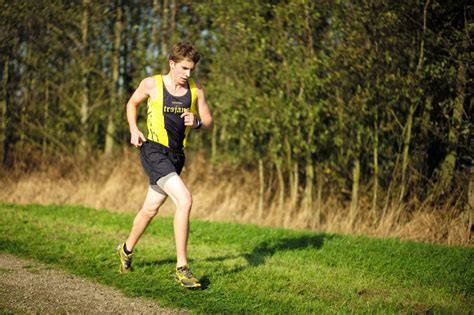 무료 이미지 소녀 호수 소년 운영 휴양 유럽 높은 조깅 달리는 사람 금연 건강 증진 협회 교차로 경주 경쟁 네덜란드 엠 학교 주자 후진