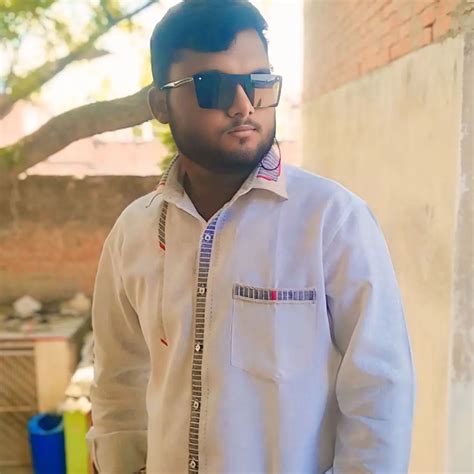 ꧁𝑹𝒐𝒉𝒊𝒕 𝑩𝒉𝒂𝒓𝒕𝒊 2797 ꧂ rohit something 2003 instagram photos and videos