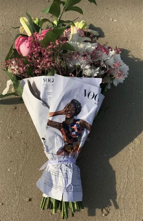 Evia Papadatos Flower Arrangements Pretty Flowers Flower Aesthetic