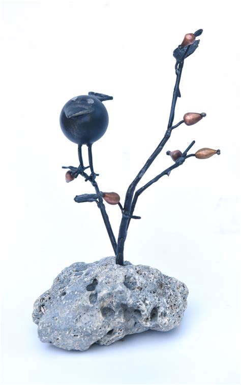 Art Gallery Le Papillon Приказки под шипковия храст