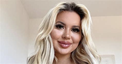 Busenwunder Jessy Bunny Leidet Unter Schmerzen Weekend At