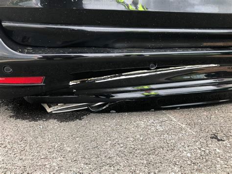 តិចអត់ដឹង នៅ ផ្លូវល្បឿនលឿន សេវាស្ទួច ឡានខូច ឬបែកកង់ ១០០ដុល្លារ ហើយថែម ១០ដុល្លារ គ ម សម្រាប់