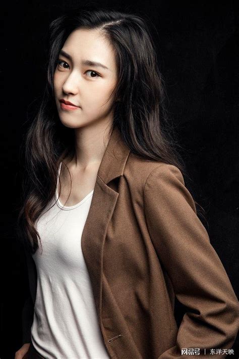 电影《千里不留行》热拍 刘楚玄担女一再续武侠情缘 千里不留行 武侠 侠客 新浪新闻