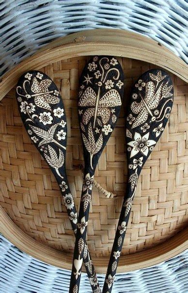 Красивое выжигание по дереву Пикабу