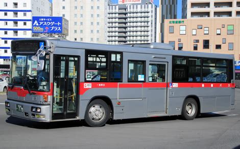 函館バス（東急からの移籍車両と思しき車）