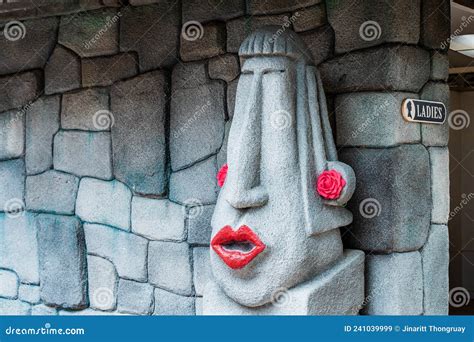 Ratchaburi Thailand May 12 2019 Beautiful Moai Imitation Of The