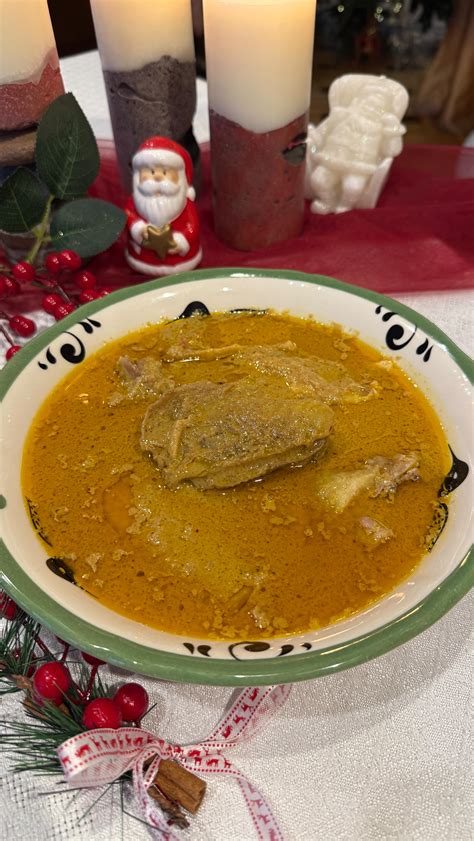 Ana Mitaishvili მკვახე პომიდვრის საცივი დაგვჭირდება მკვახე პომიდორი 3 კგ ნიგოზი 2 მუჭა ხახვი