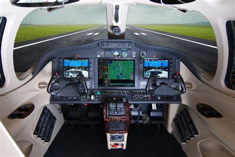 simcom now offers citation mustang full motion simulator training