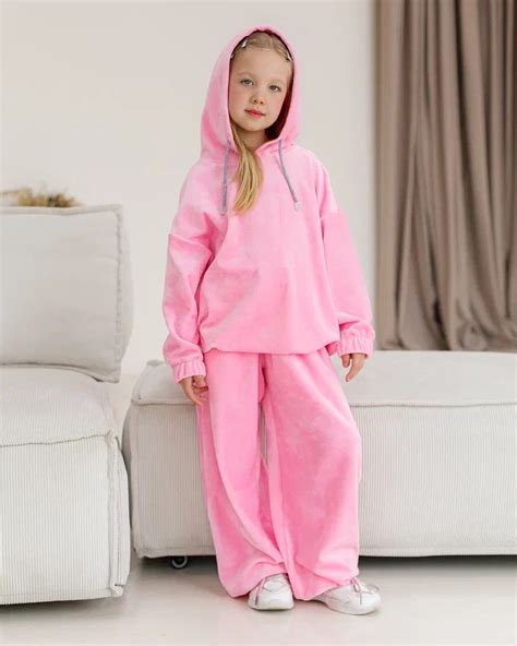 МАГАЗИН ДЕТСКОЙ ОДЕЖДЫ Новый год и новый дизайн 😌⭐️ Хит ️ Милое платье из нежного бархатного