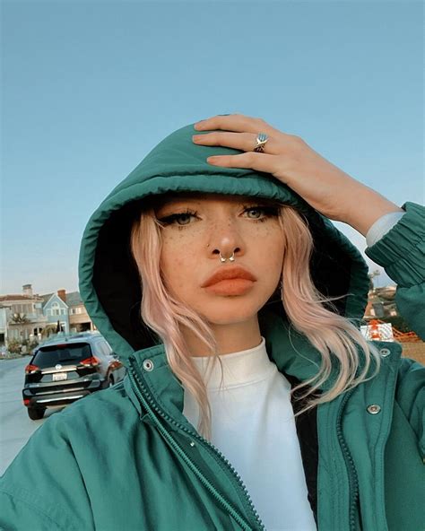 Biografía De Candy Asmus Wiki Edad Altura Patrimonio Neto Carrera