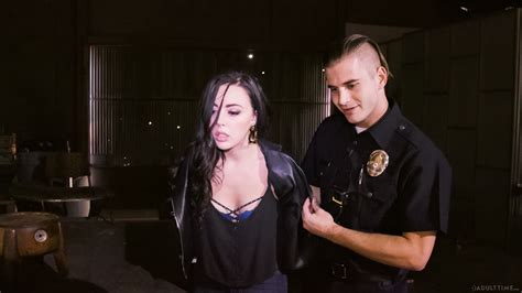 whitney wright gia derza girls under arrest