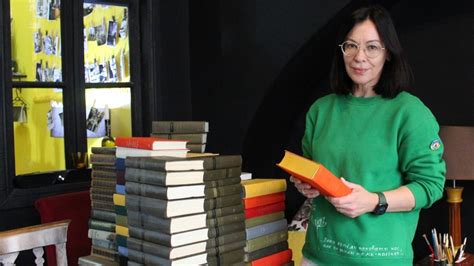 უკრაინულ კაფე ბიბლიოთეკას ბათუმში „ქეა კავკასიამ წიგნები გადასცა Batumelebi • რუსეთ უკრაინის