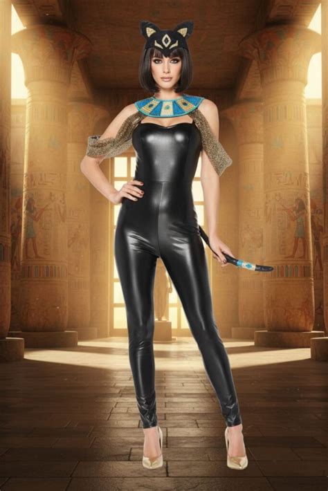 17 Unique Cat Costume Ideas For A Memorable Halloween Night