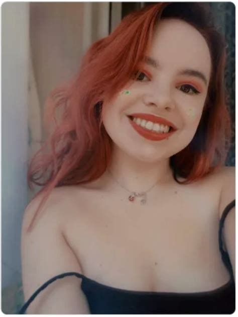 នារីអ៊ុយក្រែន លក់រូបស្រាតបានជាង ៨០មុឺនដុល្លារ ជួយផ្គត់ផ្គង់កងទ័ពកំពុងច្បាំងជាមួយរុស្សី Sabay