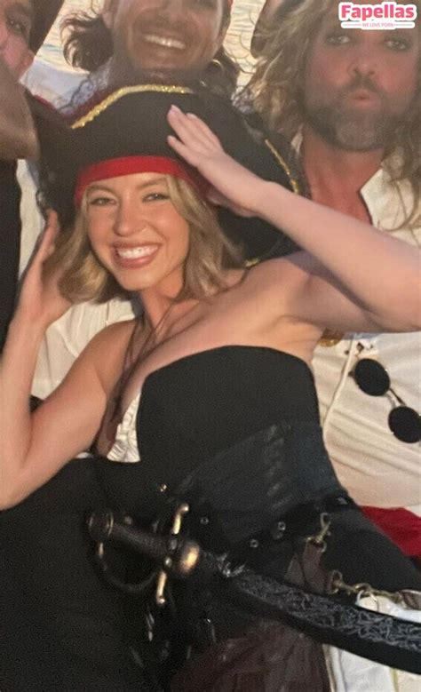 Sydney Sweeney Aka Sydney Sweeney Nude Leaks Fapellas