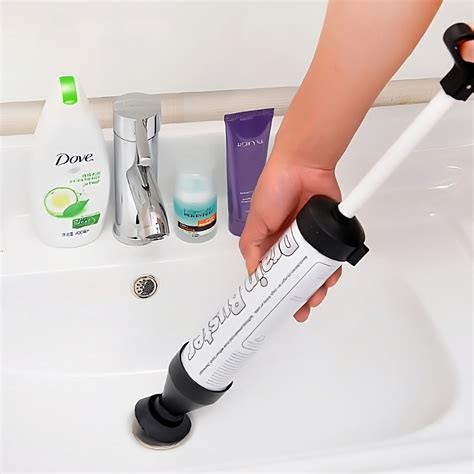 Помпа за сгъстен въздух за отпушване на запушени тръби на мивка вана