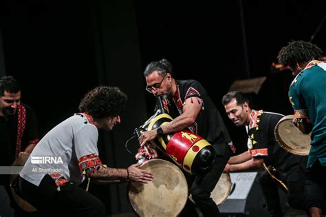 بیوگرافی محسن شریفیان و گروه لیان ویدیو حمله به کنسرت