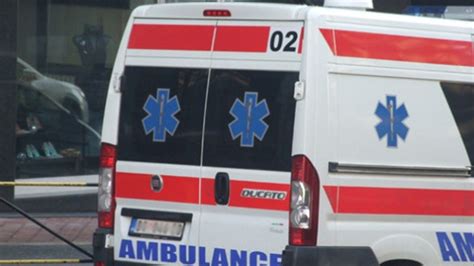 Тешко повређена девојка када је на њу нелетело путничко возило у Доњем Ступњу Хроника РТС