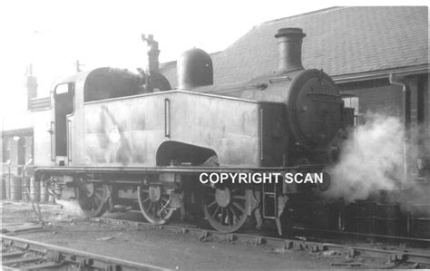 Railway Steam Photo 68937 Ex Gnr J23 At Copley Hill In 1957 £1 99 Picclick Uk