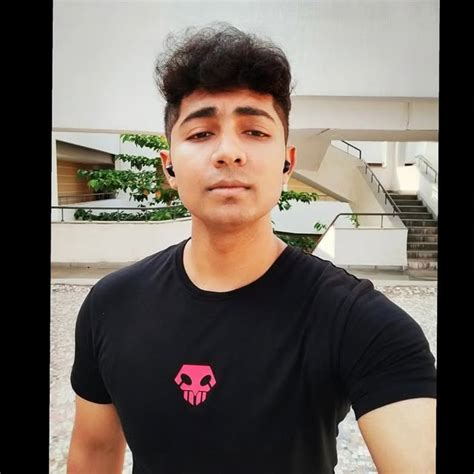 Abhinav Ashok Abhinava98 • Threads Say More