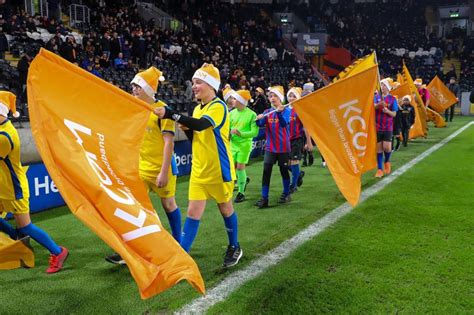 Kcom On Linkedin Kcom Biggerthanbroadband Kcomkits Takeoverday Roaryandamber Hullcity…