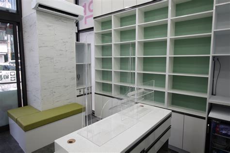 뱌른약국6평민트그린화이트 포트폴리오 예나팜 약국전문 인테리어
