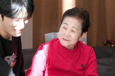 ‘누나 8명 집에 입양 간 김재중 과거 진짜 눈물 납니다
