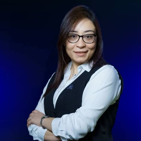 Dina Alaa Eldin Абу Даби Агент по недвижимости объекты недвижимости