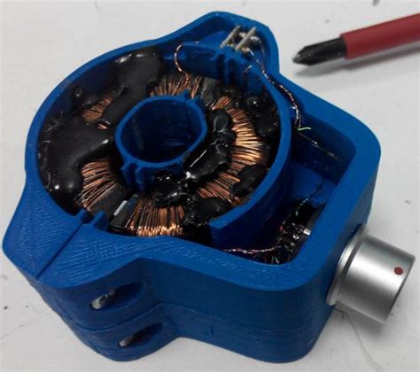 CTH Series CLAMP ON Closed Loop Current Transducer With FIXED CORE Performance Senis AG