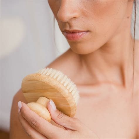 The Body Brush Dry Brush Body Technique Dry Brushing Body Brush
