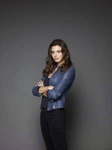Hot Meghan Ory Photos Thblog